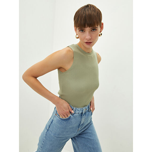 Bisiklet Yaka Düz Kolsuz Kadın Triko Kazak Bisiklet Yaka Düz Kolsuz Kadın Triko Kazak