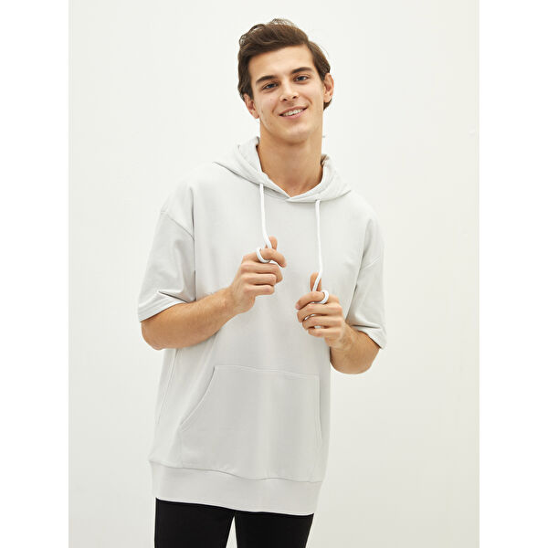 LCW CASUAL Kapüşonlu Kısa Kollu Basic Kalın Erkek Sweatshirt LCW CASUAL Kapüşonlu Kısa Kollu Basic Kalın Erkek Sweatshirt
