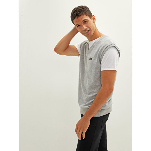 V Yaka Kolsuz Nakışlı Erkek Sweatshirt