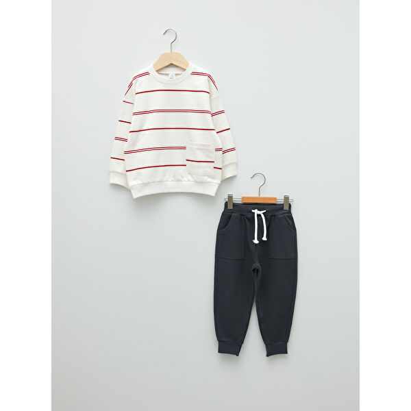 Bisiklet Yaka Uzun Kollu Çizgili Erkek Bebek Sweatshirt ve Jogger Pantolon 2'li Takım Bisiklet Yaka Uzun Kollu Çizgili Erkek Bebek Sweatshirt ve Jogger Pantolon 2'li Takım