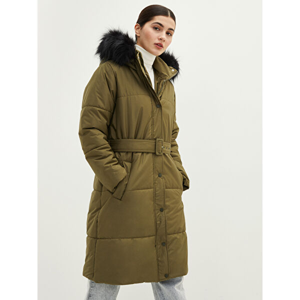 Kapüşonlu Düz Uzun Kollu Kalın Kadın Şişme Mont Kapüşonlu Düz Uzun Kollu Kalın Kadın Şişme Mont