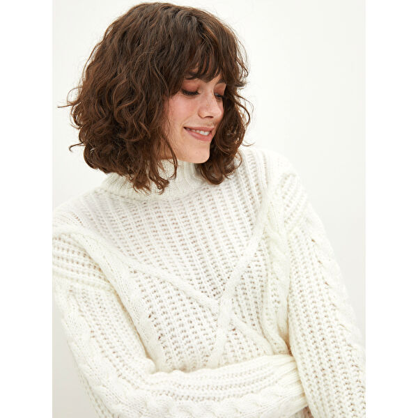 Balıkçı Yaka Kendinden Desenli Uzun Kollu Kadın Triko Kazak Balıkçı Yaka Kendinden Desenli Uzun Kollu Kadın Triko Kazak