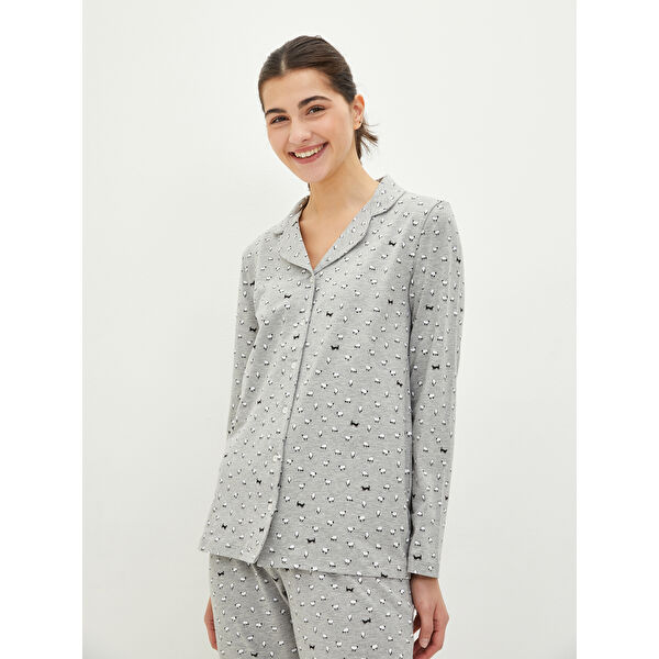 Önden Düğme Kapamalı Desenli Uzun Kollu Pamuklu Kadın Pijama Takımı Önden Düğme Kapamalı Desenli Uzun Kollu Pamuklu Kadın Pijama Takımı