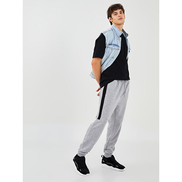 XSIDE Standart Kalıp Baskılı Erkek Jogger Eşofman Altı XSIDE Standart Kalıp Baskılı Erkek Jogger Eşofman Altı