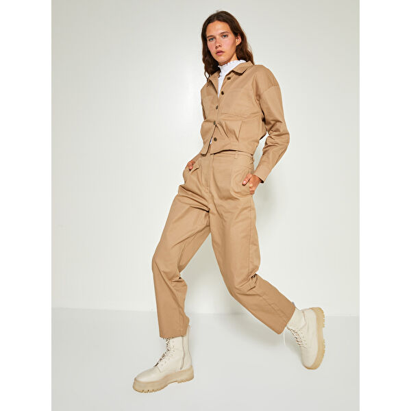 Normal Bel Standart Fit Cep Detaylı Gabardin Kadın Pantolon Normal Bel Standart Fit Cep Detaylı Gabardin Kadın Pantolon