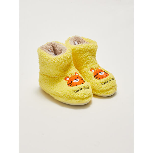 Nakış Detaylı Pelüş Erkek Bebek Ev Botu Nakış Detaylı Pelüş Erkek Bebek Ev Botu