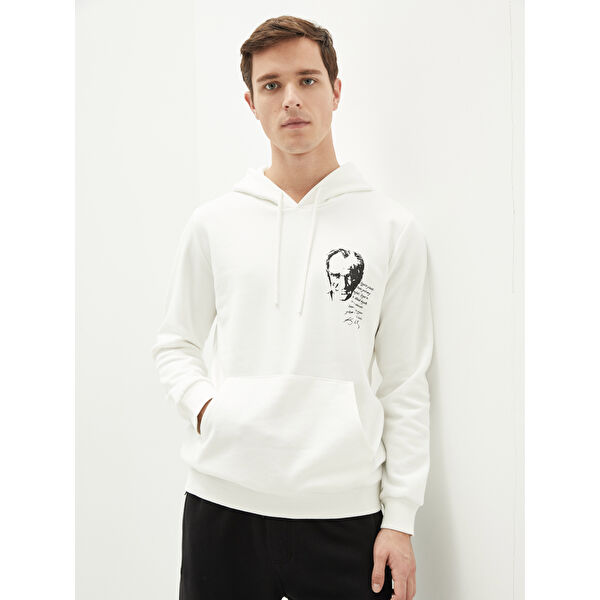 Kapüşonlu Uzun Kollu Atatürk Baskılı Erkek Sweatshirt Kapüşonlu Uzun Kollu Atatürk Baskılı Erkek Sweatshirt