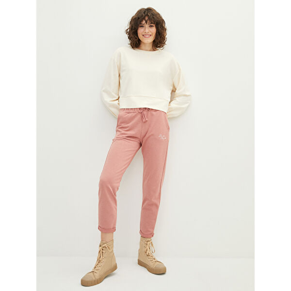 LCW CASUAL Beli Lastikli Bağlama Detaylı Yazı Baskılı Kadın Eşofman Altı