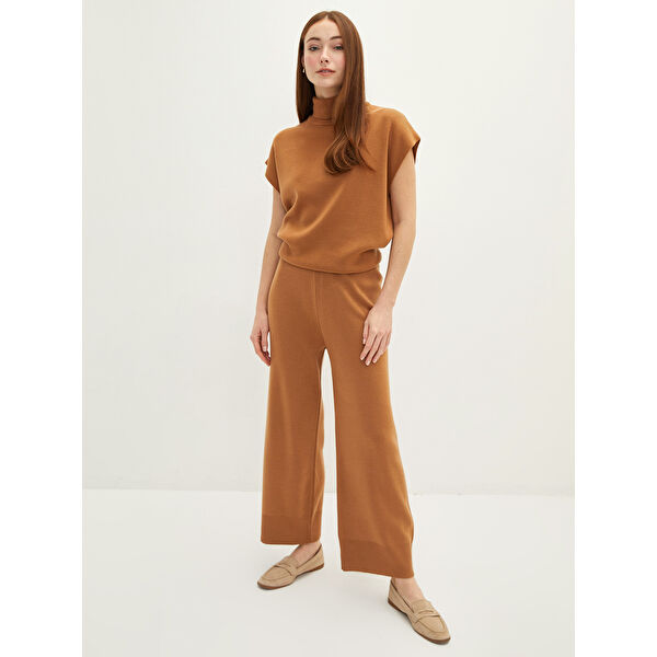 Beli Lastikli Dar Fit Geniş Paça Kadın Triko Pantolon Beli Lastikli Dar Fit Geniş Paça Kadın Triko Pantolon