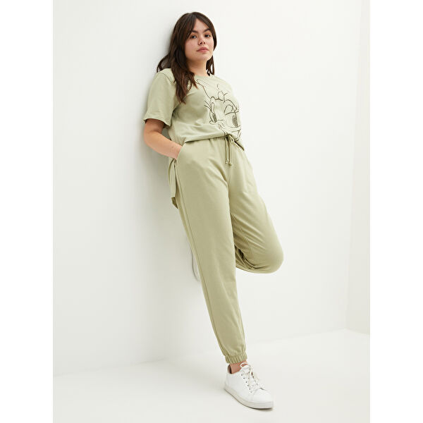 Büyük Beden Beli Lastikli Cep Detaylı Kadın Jogger Eşofman Altı Büyük Beden Beli Lastikli Cep Detaylı Kadın Jogger Eşofman Altı