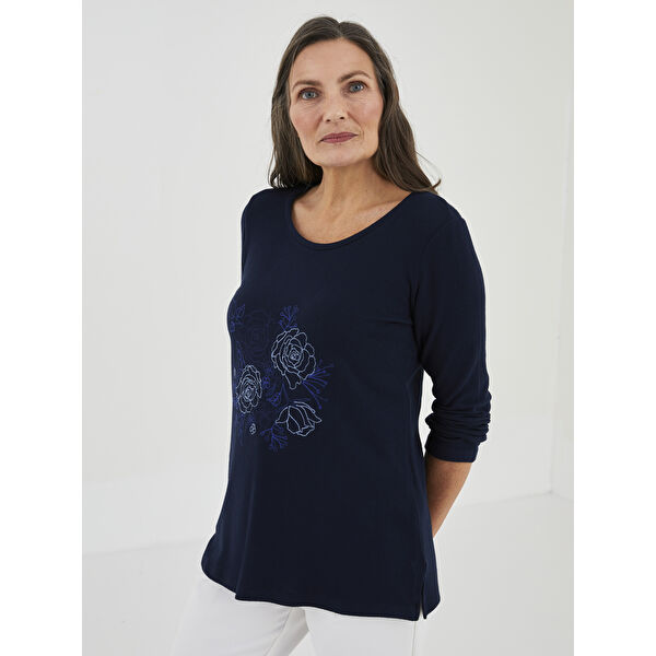 Bisiklet Yaka Nakışlı Uzun Kollu Kadın Tişört Bisiklet Yaka Nakışlı Uzun Kollu Kadın Tişört