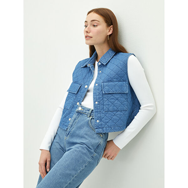 LCW VISION Gömlek Yaka Kapitone Desenli Cep Detaylı Pamuklu Kadın Yelek LCW VISION Gömlek Yaka Kapitone Desenli Cep Detaylı Pamuklu Kadın Yelek