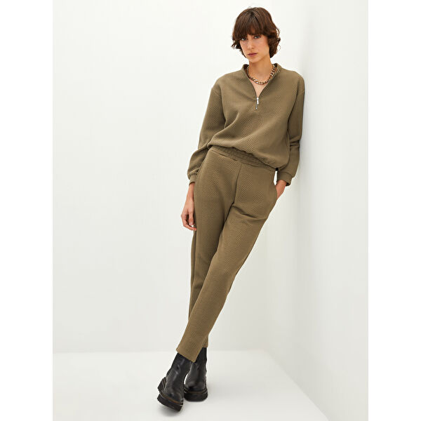 Beli Lastikli Kapitone Desenli Kadın Eşofman Altı Beli Lastikli Kapitone Desenli Kadın Eşofman Altı