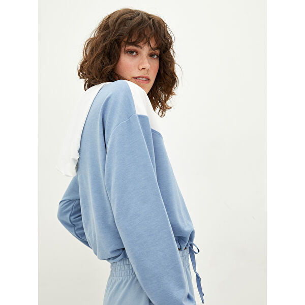 Kapüşonlu Renk Bloklu Uzun Kollu Kadın Sweatshirt Kapüşonlu Renk Bloklu Uzun Kollu Kadın Sweatshirt