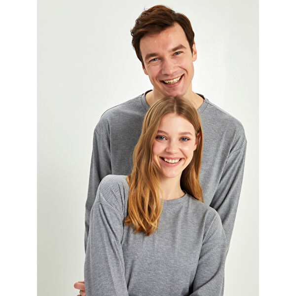 Bisiklet Yaka DÜz Uzun Kollu Kaşkorse Kumaş Kadın Tişört Bisiklet Yaka DÜz Uzun Kollu Kaşkorse Kumaş Kadın Tişört