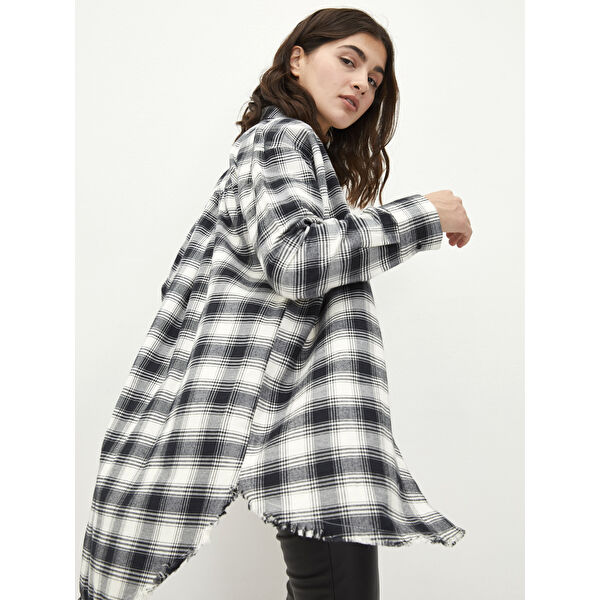 LCW CASUAL Gömlek Yaka Ekose Uzun Kollu Gabardin Kumaş Kadın Tunik LCW CASUAL Gömlek Yaka Ekose Uzun Kollu Gabardin Kumaş Kadın Tunik