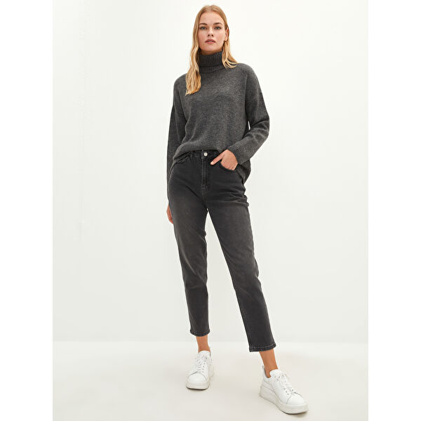 Standart Fit Düz Cep Detaylı Rodeo Kadın Jean Pantolon Standart Fit Düz Cep Detaylı Rodeo Kadın Jean Pantolon