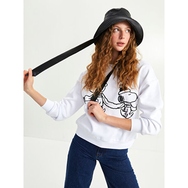 Bisiklet Yaka Snoopy Baskılı Uzun Kollu Kadın Sweatshirt Bisiklet Yaka Snoopy Baskılı Uzun Kollu Kadın Sweatshirt