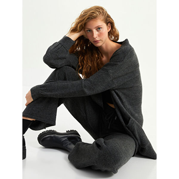 V Yaka Düz Uzun Kollu Oversize Kadın Triko Hırka