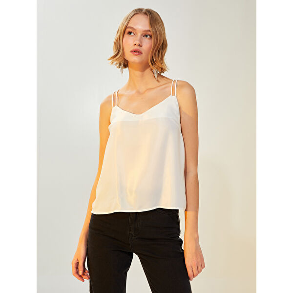 V Yaka Askılı Düz Saten Kadın Bluz V Yaka Askılı Düz Saten Kadın Bluz