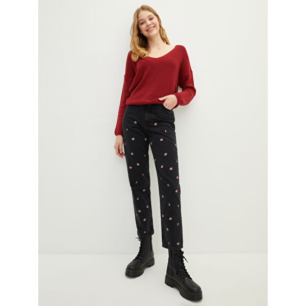 Yüksek Bel Straight Fit Nakışlı Kadın Rodeo Jean Pantolon Yüksek Bel Straight Fit Nakışlı Kadın Rodeo Jean Pantolon