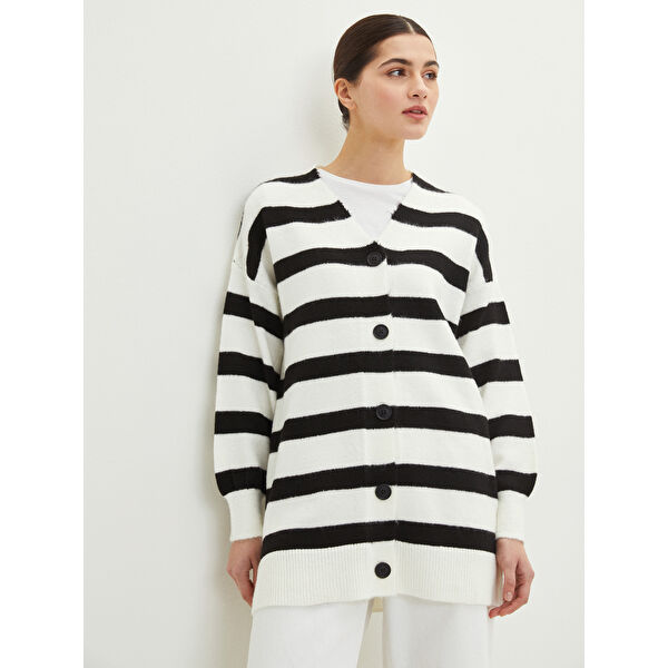 V Yaka Çizgili Uzun Kollu Kadın Triko Hırka V Yaka Çizgili Uzun Kollu Kadın Triko Hırka