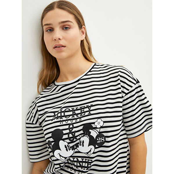 Büyük Beden Bisiklet Yaka Çizgili Mickey Mouse Baskılı Kısa Kollu Kadın Tişört