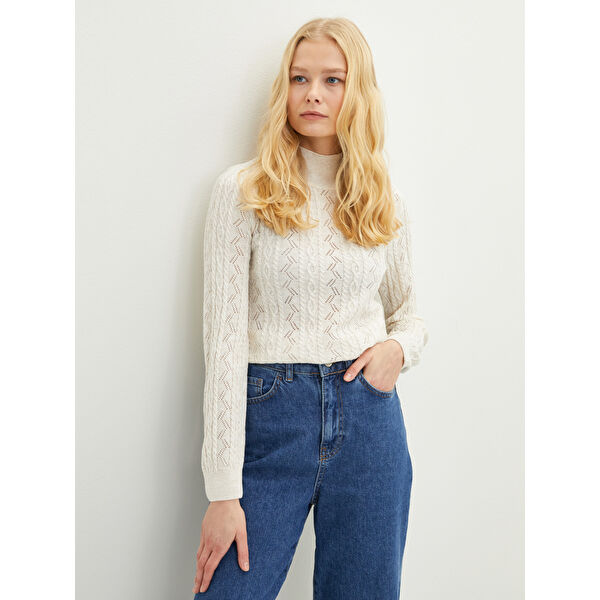 Yarım Balıkçı Yaka Kendinden Desenli Uzun Kollu Kadın Triko Kazak