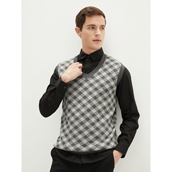 V Yaka Kolsuz Desenli Erkek Süveter