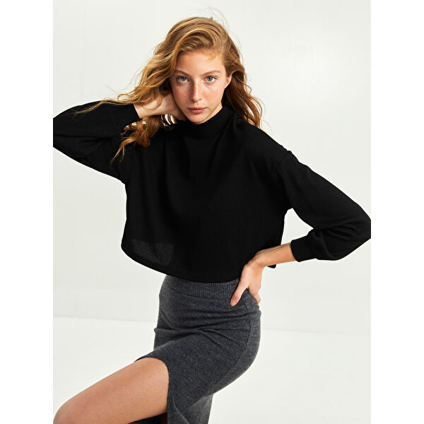 XSIDE Dik Yaka Düz Uzun Kollu Crop Kadın Bluz XSIDE Dik Yaka Düz Uzun Kollu Crop Kadın Bluz