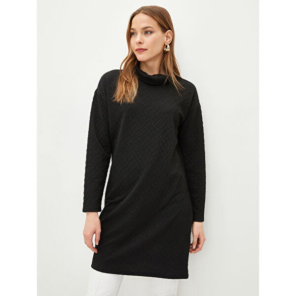 Dik Yaka Kapitone Desenli Uzun Kollu Oversize Kadın Tunik Dik Yaka Kapitone Desenli Uzun Kollu Oversize Kadın Tunik