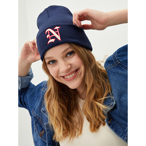 Nakışlı Kadın Triko Bere