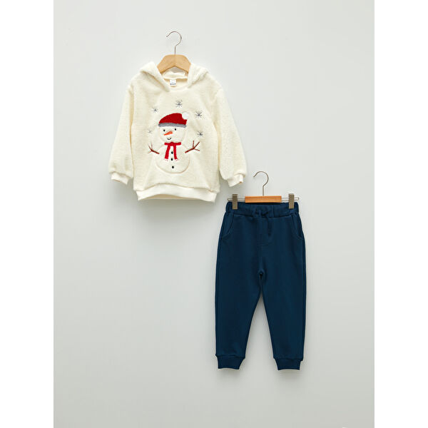 Kapüşonlu Uzun Kollu Yılbaşı Temalı Erkek Bebek Sweatshirt ve Jogger Pantolon 2'li Takım Kapüşonlu Uzun Kollu Yılbaşı Temalı Erkek Bebek Sweatshirt ve Jogger Pantolon 2'li Takım