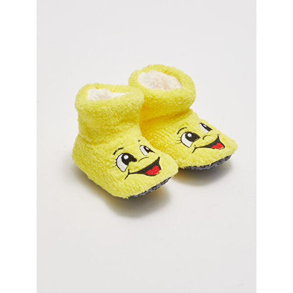 Nakış Detaylı Pelüş Kız Bebek Ev Botu