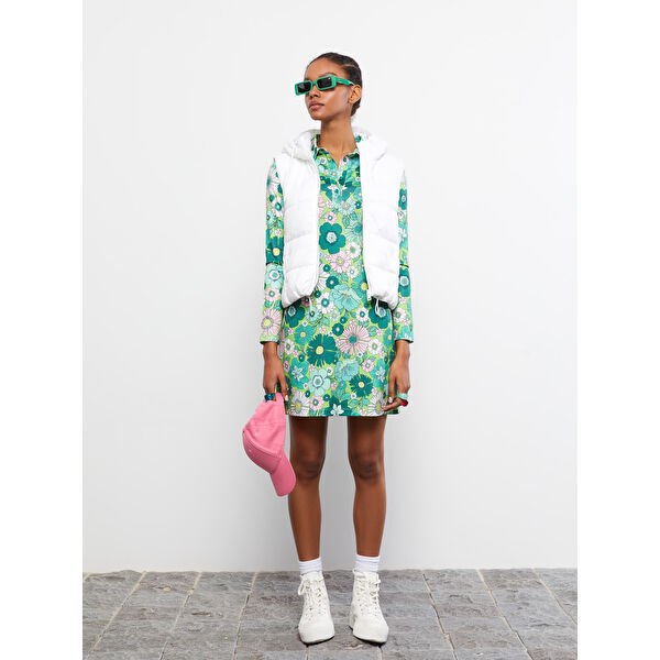 LCW CASUAL Kapüşon Yaka Düz Cep Detaylı Kadın Şişme Yelek