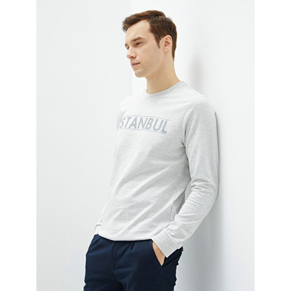 LCW CLASSIC Bisiklet Yaka Uzun Kollu İstanbul Baskılı Erkek Sweatshirt LCW CLASSIC Bisiklet Yaka Uzun Kollu İstanbul Baskılı Erkek Sweatshirt