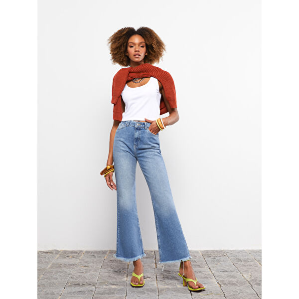 Yüksek Bel Standart Fit Cep Detaylı İspanyol Paça Kadın Rodeo Jean Pantolon