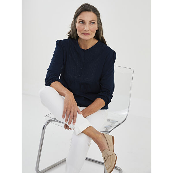 Bisiklet Yaka Nakışlı Uzun Kollu Pamuklu Kadın Bluz