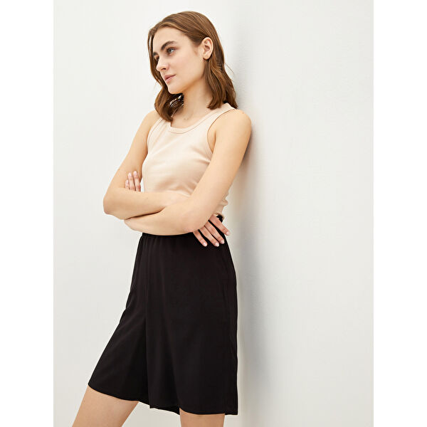 Beli Lastikli Düz Viskon Kadın Şort