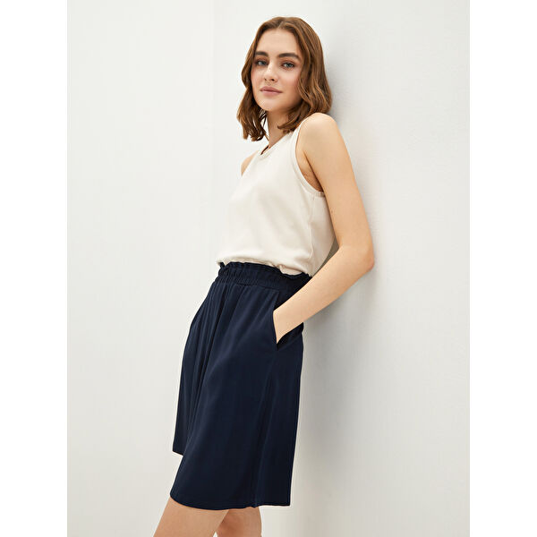 Beli Lastikli Düz Viskon Kadın Şort