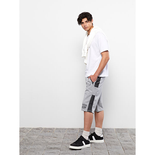 LCW CASUAL Standart Kalıp Baskılı Erkek Roller Şort LCW CASUAL Standart Kalıp Baskılı Erkek Roller Şort