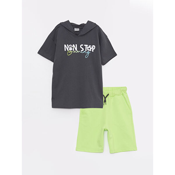 Kapüşonlu Baskılı Kısa Kollu Erkek Çocuk Tişört ve Şort