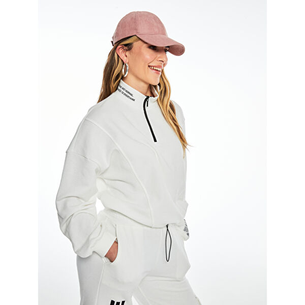 Dik Yaka Yazı Baskılı Uzun Kollu Kadın Sweatshirt