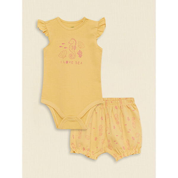 Bisiklet Yaka Baskılı Organik Pamuklu Kız Bebek Çıtçıtlı Body ve Şort 2'li Takım