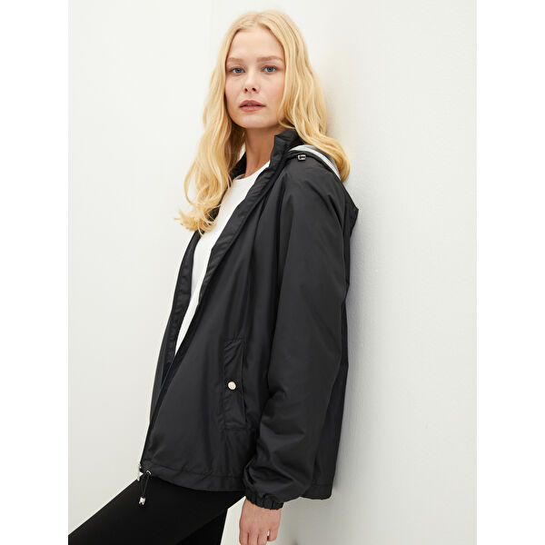 Kapüşonlu Düz Cep Detaylı Uzun Kollu Kadın Yağmurluk