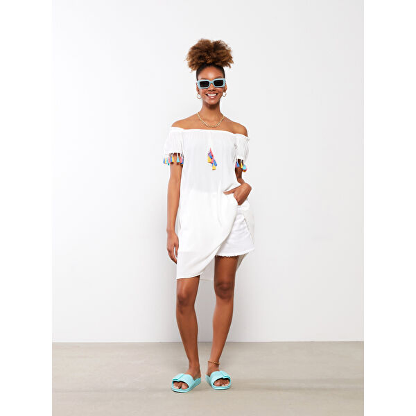 LCW DREAM Kayık Yaka Düz Kısa Kollu Viskon Kadın Plaj Elbisesi LCW DREAM Kayık Yaka Düz Kısa Kollu Viskon Kadın Plaj Elbisesi