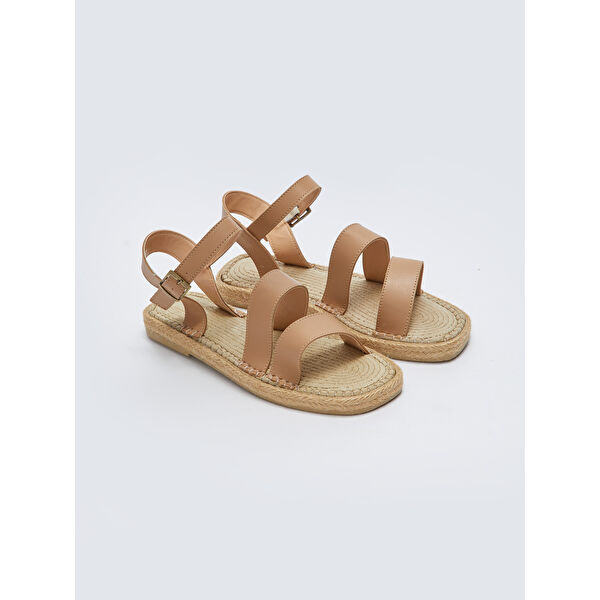 Çift Bantlı Toka Detaylı Kadın Sandalet