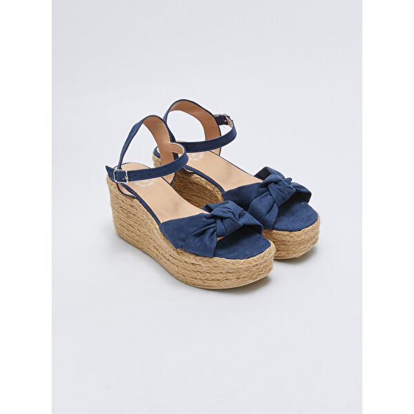 Fiyonk Detaylı Kadın Topuklu Ayakkabı