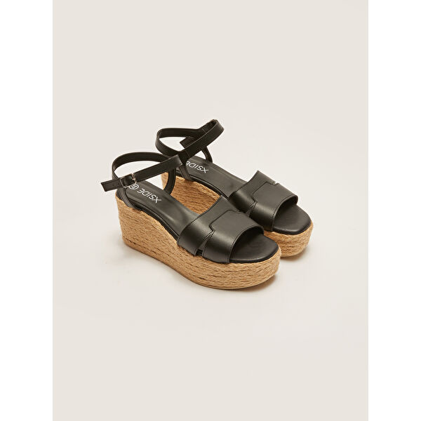 Deri Görünümlü Kadın Hasır Topuklu Sandalet Deri Görünümlü Kadın Hasır Topuklu Sandalet