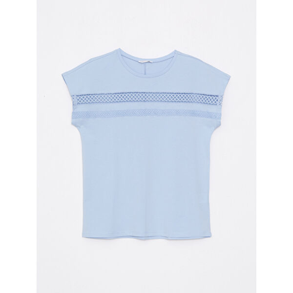 LCW CLASSIC Bisiklet Yaka Nakışlı Kısa Kollu Pamuklu Kadın Tişört